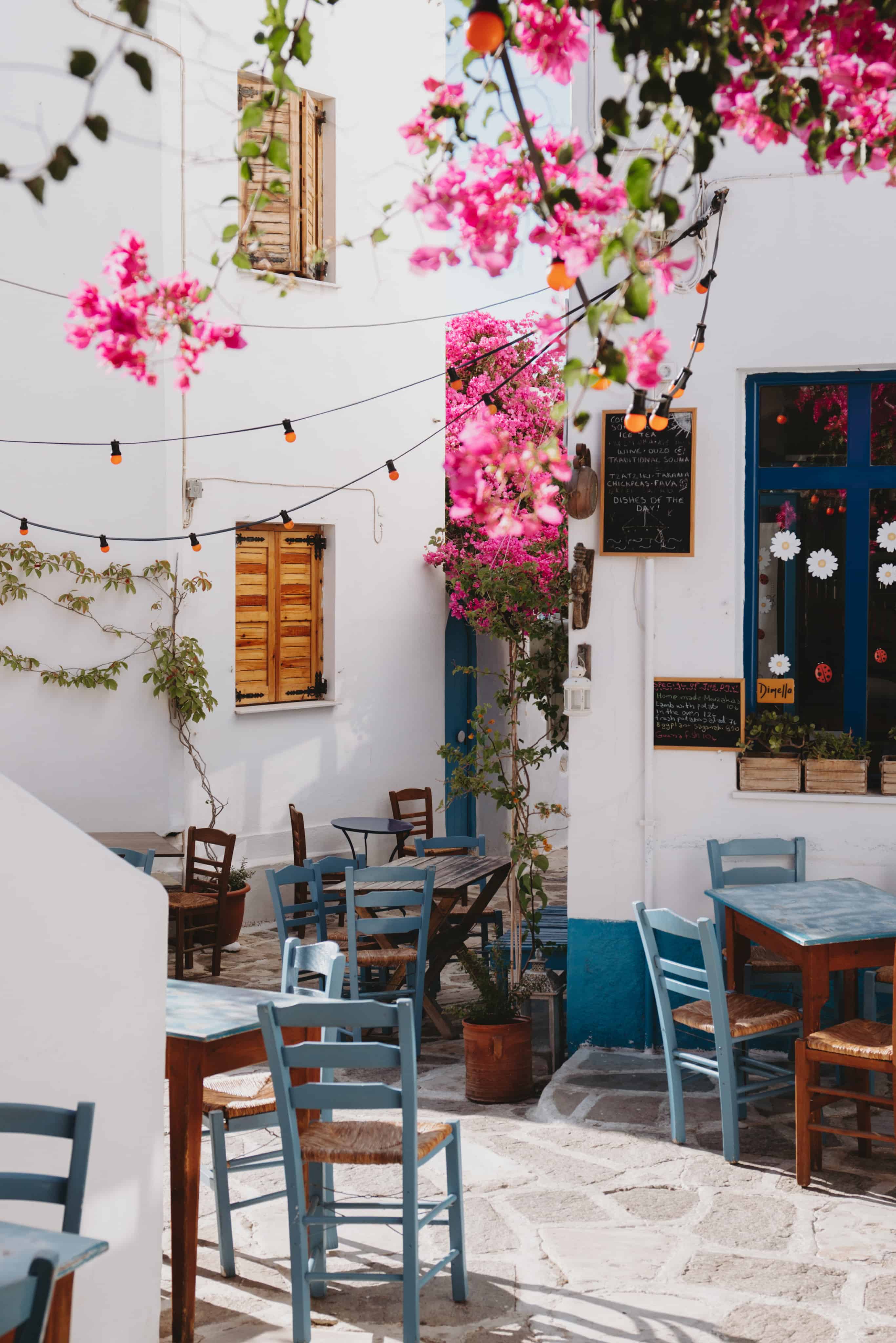 The Ultimate Travel Guide for Paros Island - 10 most amazing things to ...