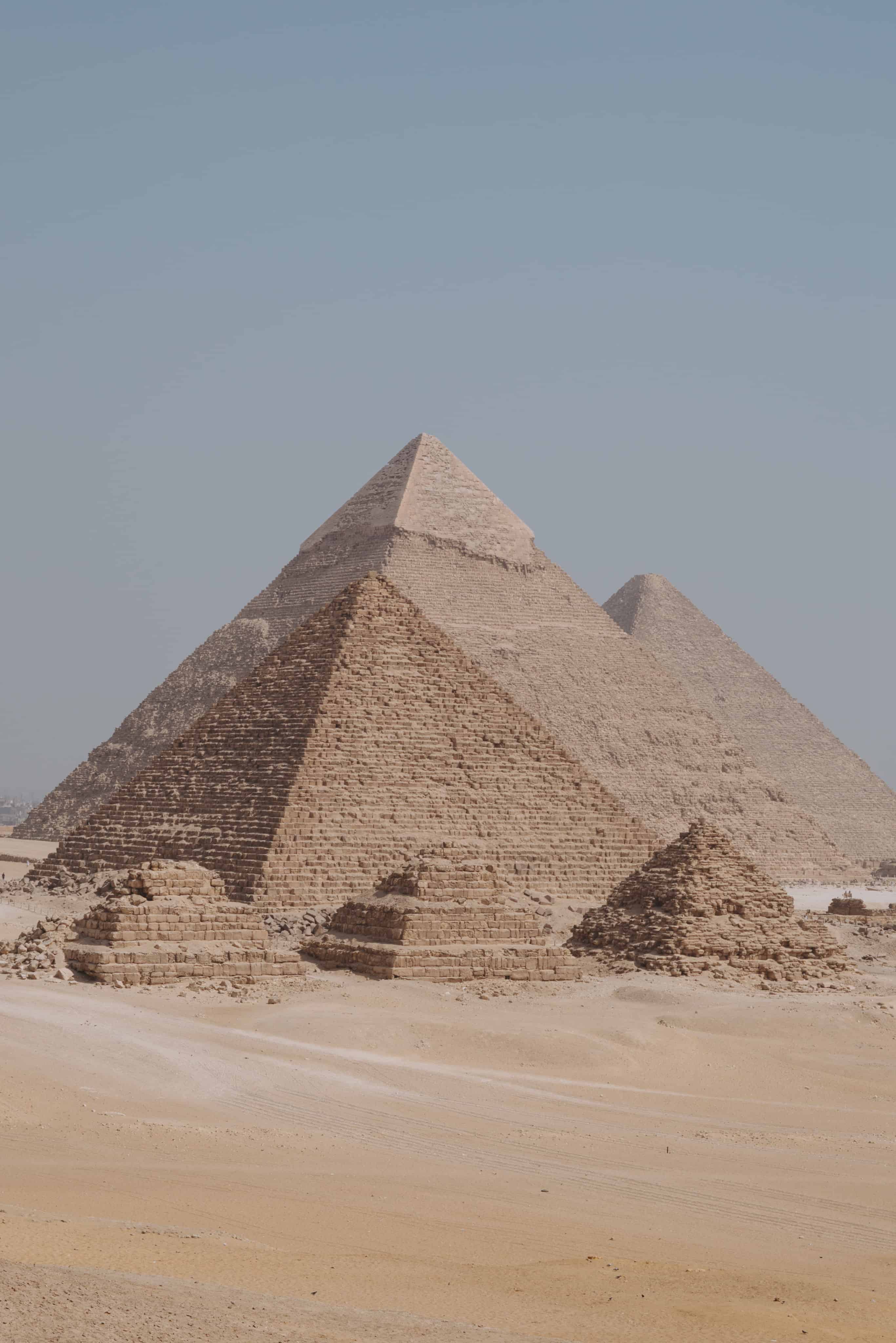 Visit the Great Pyramids of Giza without a tour - 5 things you need to ...